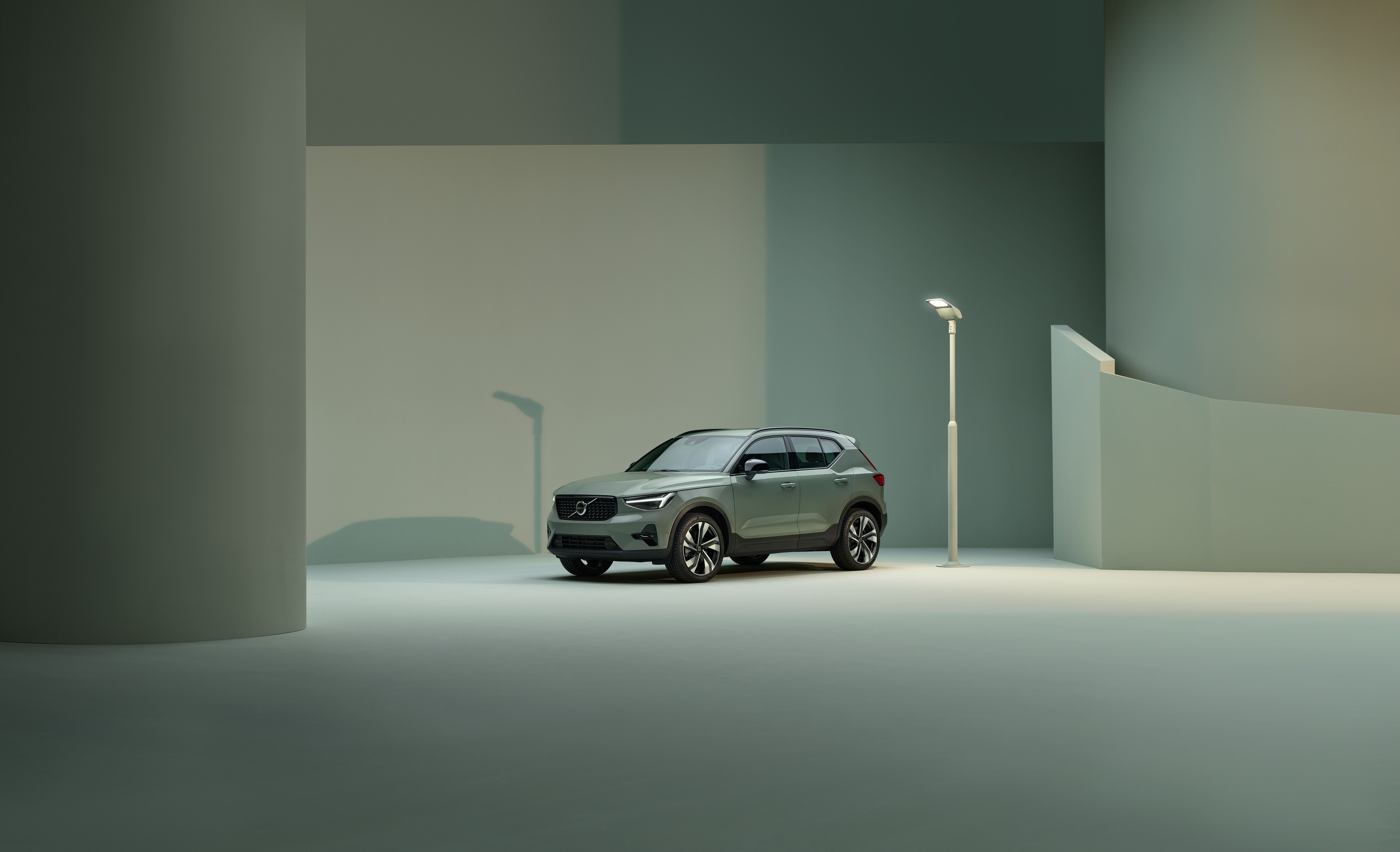Compact & Comfortable: Volvo XC40 B5 AWD - Autoline